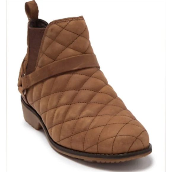 Teva | Shoes | Teva De La Vina Dos Chelsea Quilted Bison Boots Pull On ...